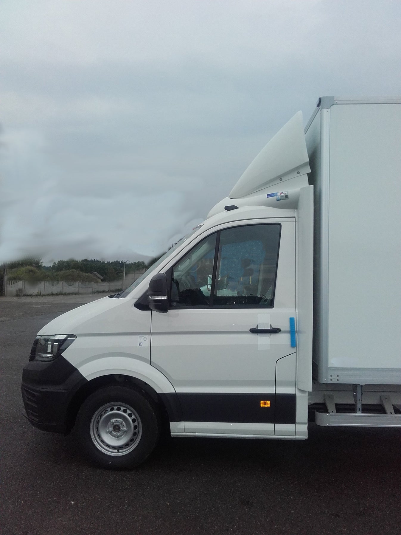 Dachspoiler VW Crafter ab 2017 , MAN TGE höhenverstellbar geklebt – LKW ...